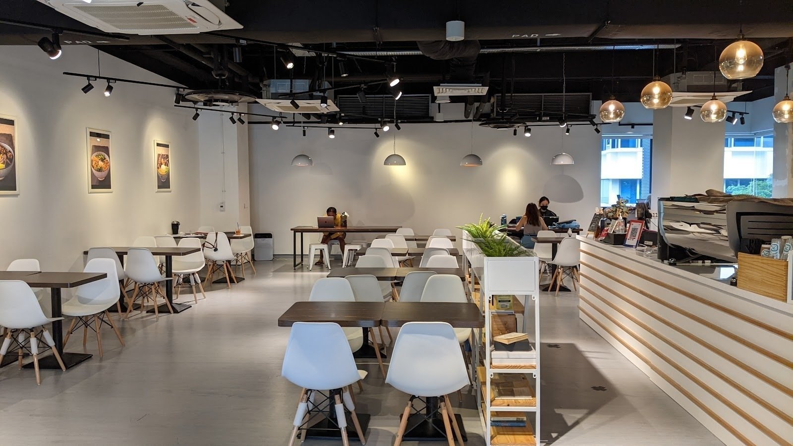 Connect71 Cafe: A Work-Friendly Place in Singapore